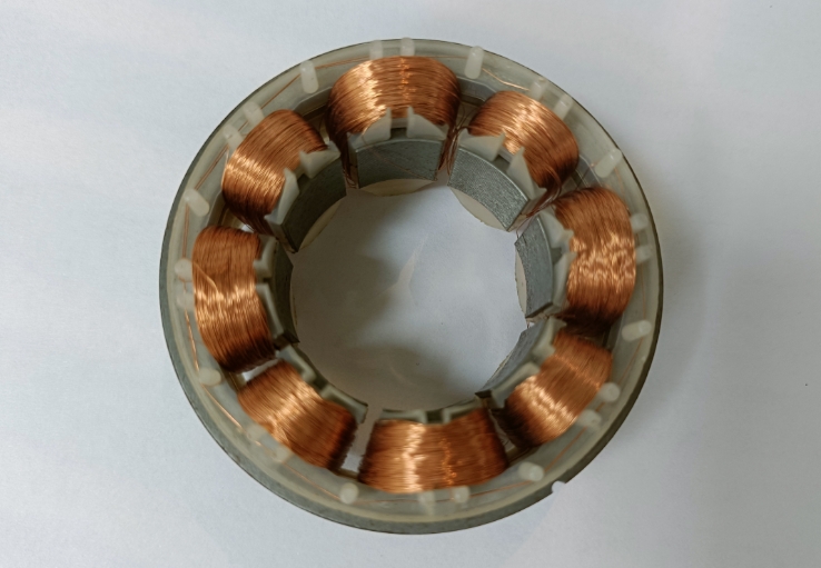 What should be paid special attention to when winding fine wires on a ...